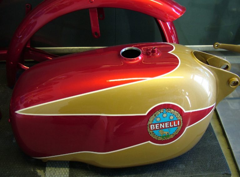 Benelli classic motorcycle set – Paintsupremacy