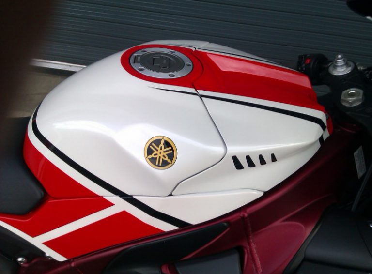 Yamaha R1 Petronas – Paintsupremacy